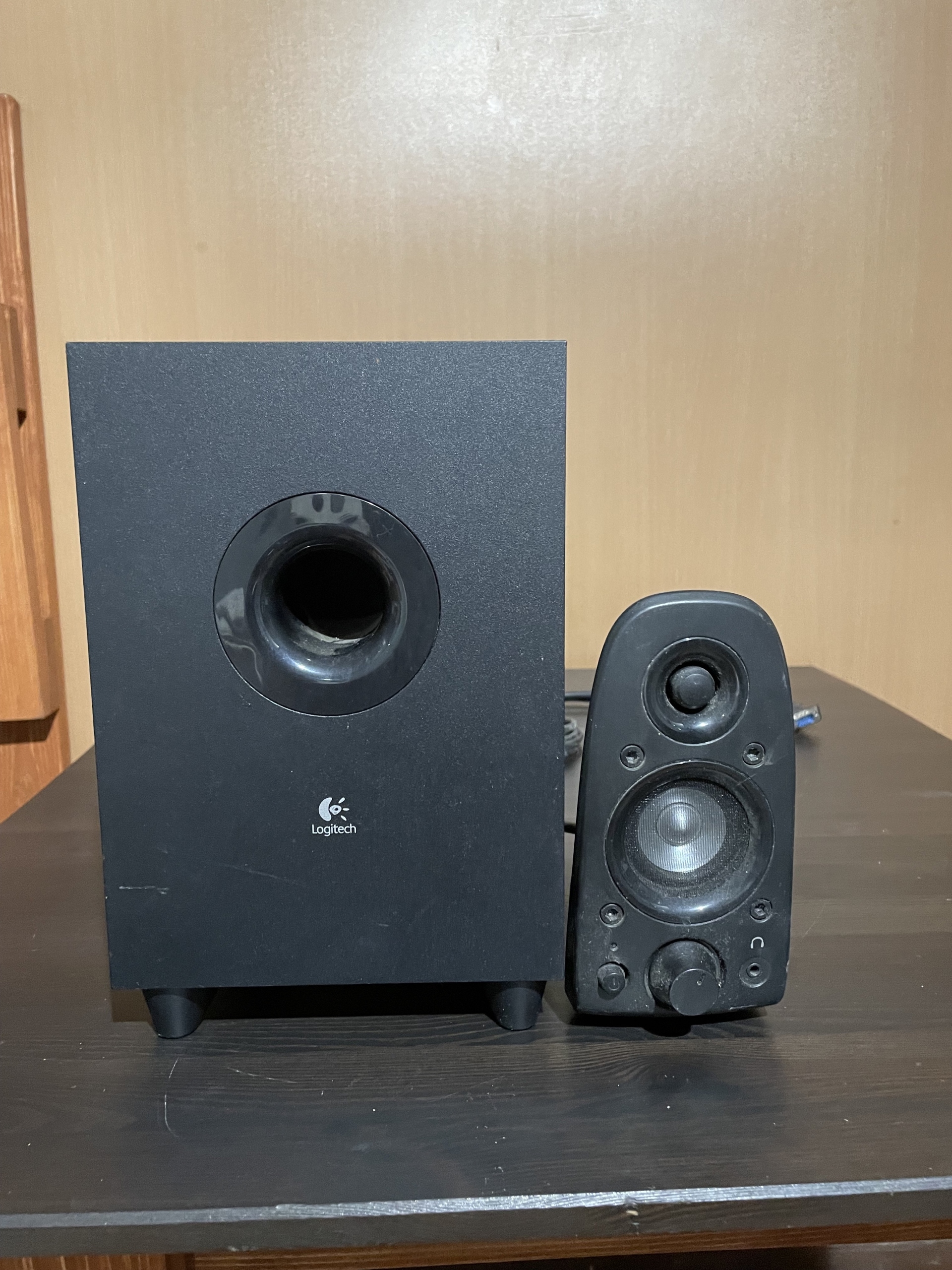 Subwoofer Logitech + głośnik | Chrzanów | Licytacja na Allegro Lokalnie
