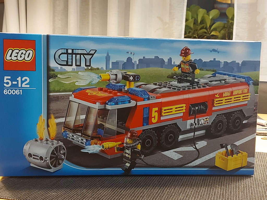 LEGO City 60061 Lotniskowy wóz strażacki (nowy) | Ciechanów | Kup teraz ...
