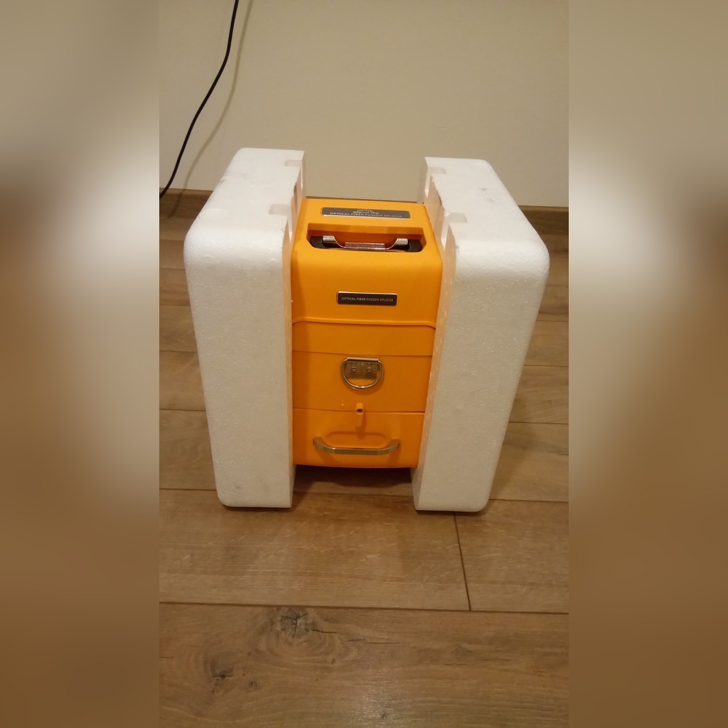 Spawarka światłowodów SIGNAL FIRE AI8 | Trzebinia | Kup teraz na ...