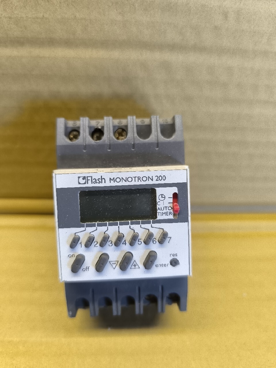 Sterownik Flash Monotron 200 | Nowa Jastrząbka | Kup teraz na Allegro Lokalnie