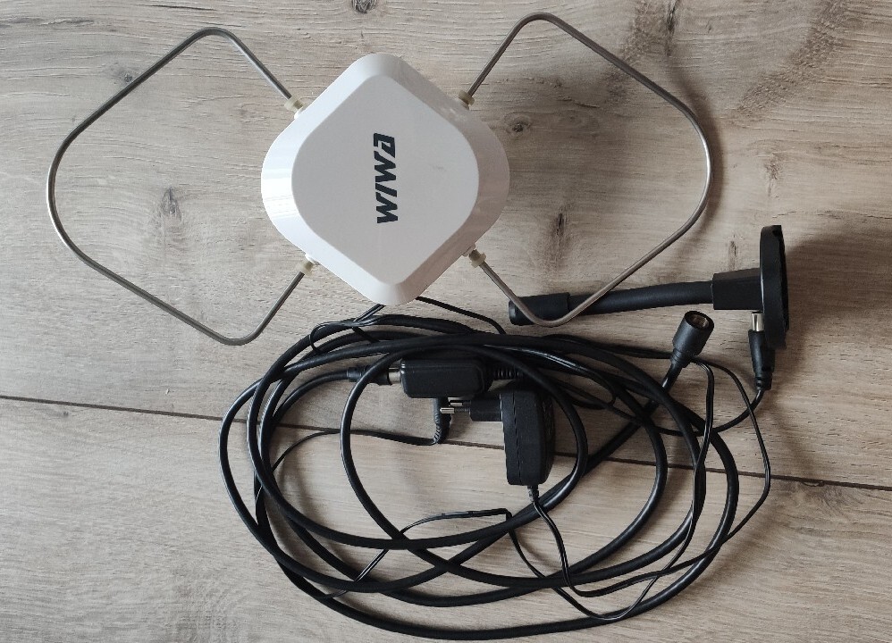 Antena DVB-T Wiwa AN220 zewnętrzna/wewnętrzna | Ząbki | Kup teraz na ...