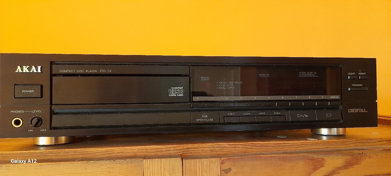 Akai Cd w Odtwarzacze CD i MD - Sklepy, Opinie, Ceny w Allegro.pl