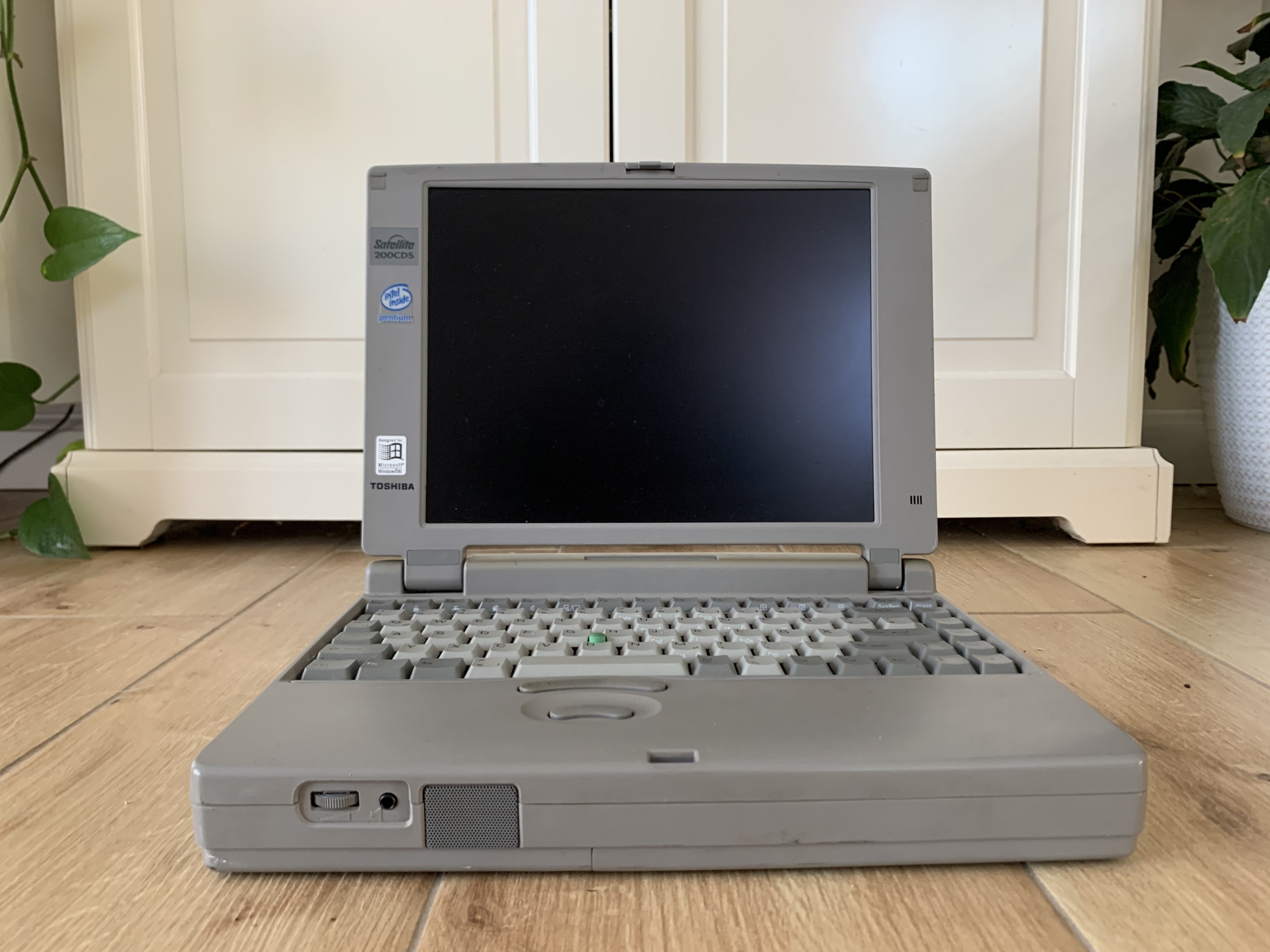 Stary laptop TOSHIBA 200CDS/810 | Żagań | Kup teraz na Allegro Lokalnie