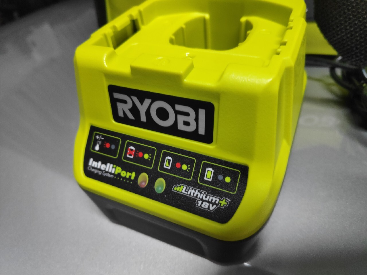 Ryobi ładowarka RC18120 + torba ONE+ | Tarłów | Kup teraz na Allegro ...