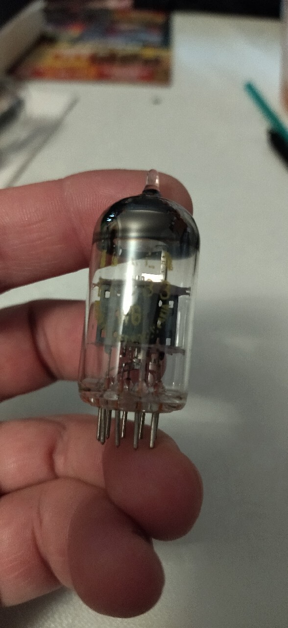 Lampa elektronowa ECC83 TESLA stara | Warszawa | Licytacja na Allegro ...