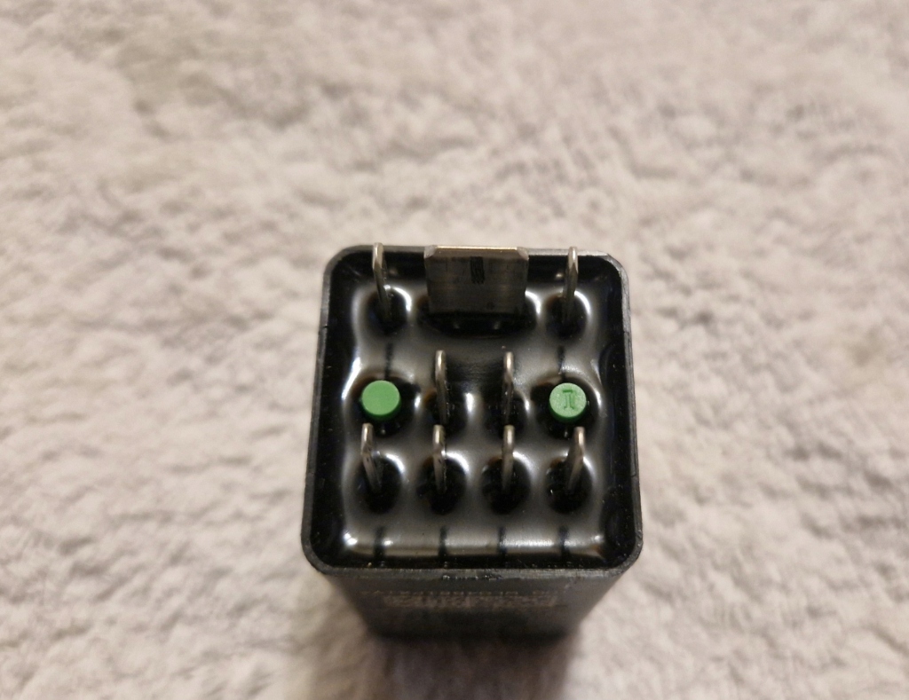 04L907282E Przekaźnik świec żarowych VW AUDI SEAT SKODA CUPRA ...