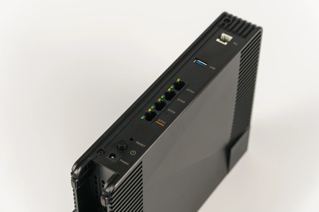 Router Funbox 6 WIFI 6 AX USB 3.0 4xGb/s BCM! | Grudziądz | Licytacja ...