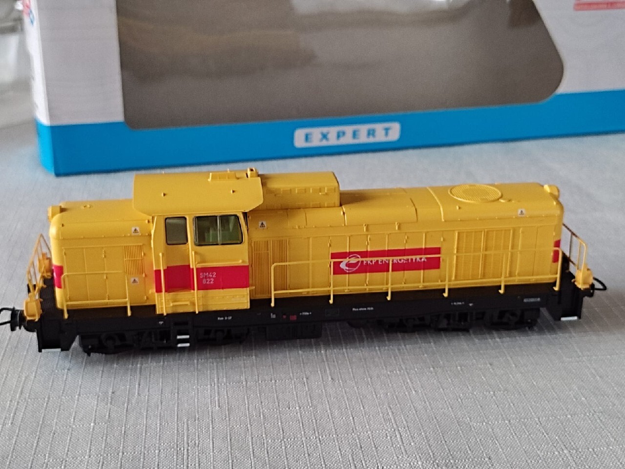 Lokomotywa PKP Energetyka SM42 kolejka Piko skala H0 | Rudzienko | Kup ...