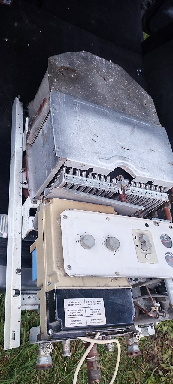 Junkers ZWE 24-2 KP 23 piec gazowy cały na części | Lubliniec ...