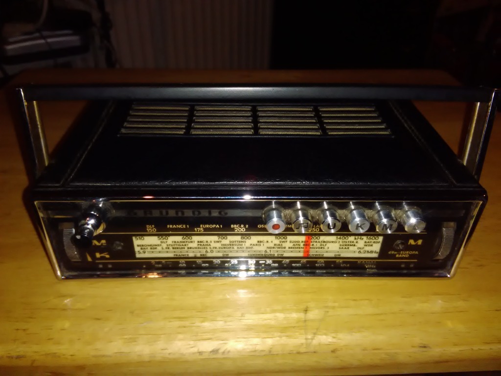 Radio GRUNDIG prima-boy Luxus | Lipinki Łużyckie | Licytacja na Allegro ... Radio GRUNDIG prima-boy Luxus | Lipinki Łużyckie | Licytacja na Allegro ...