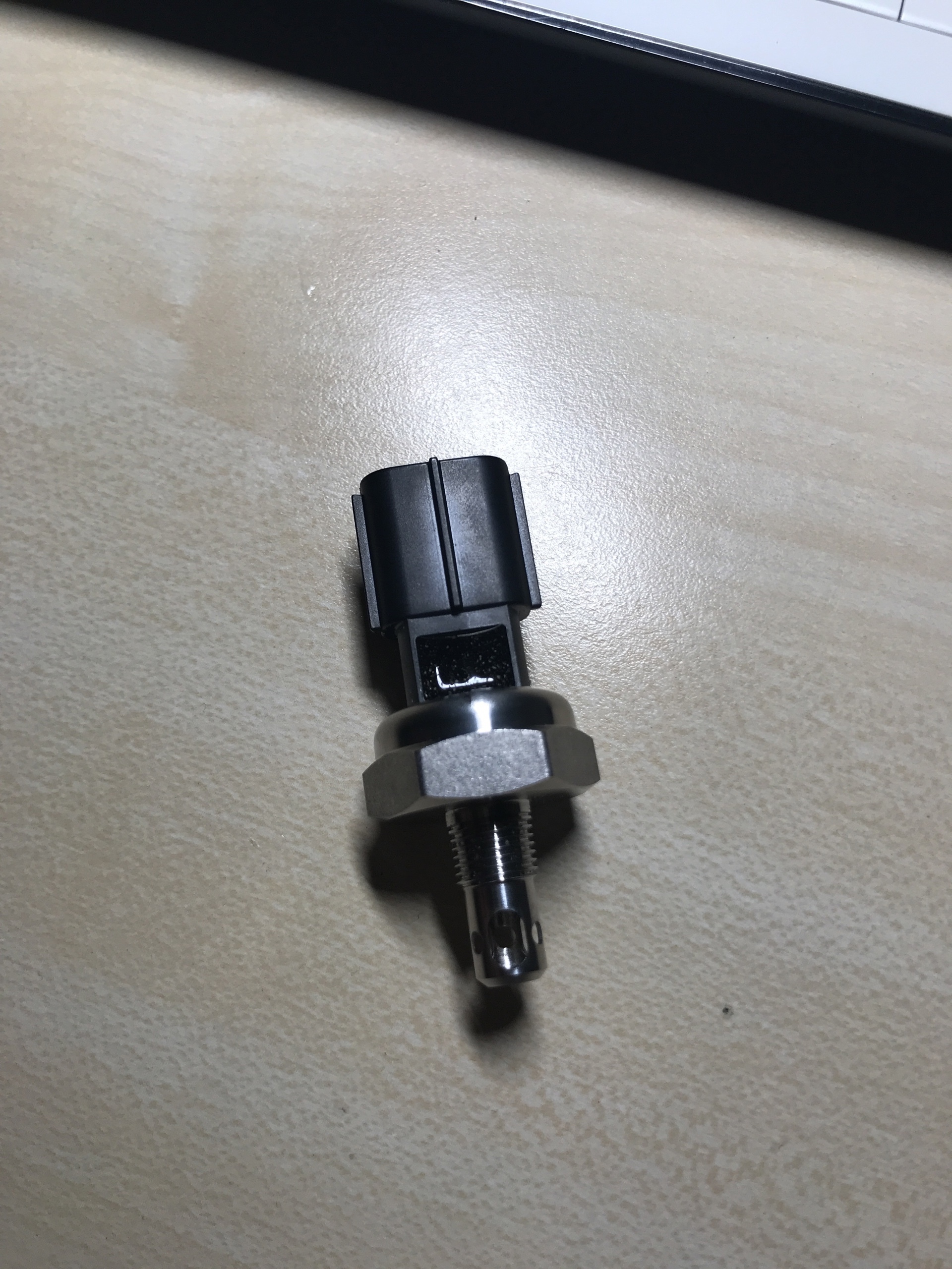 Czujnik ciśnienia oleju 89448-33010 8944833010 | Kielce | Kup teraz na ...