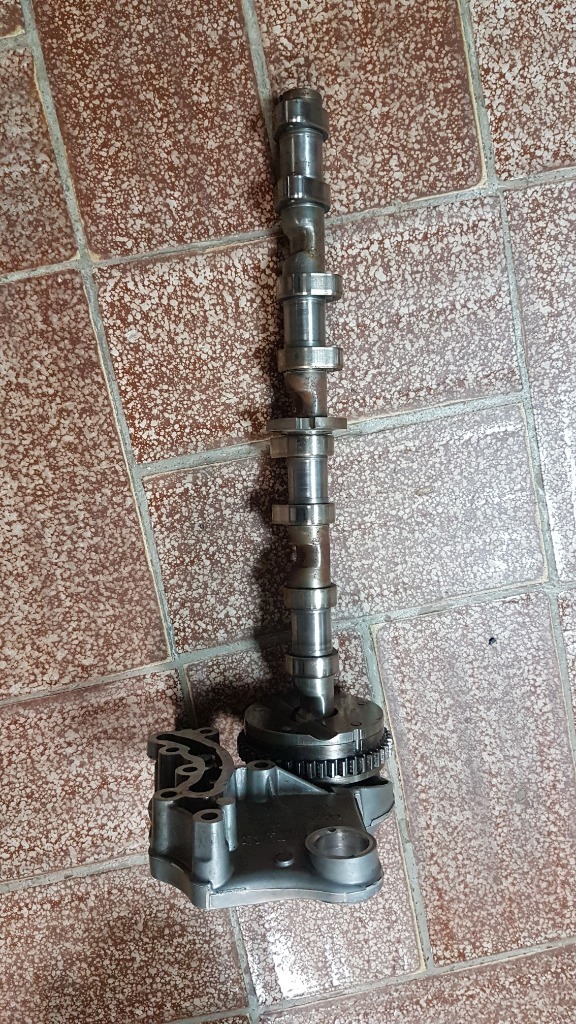 CAMSHAFT IVECO STRALIS CURSOR 504221497