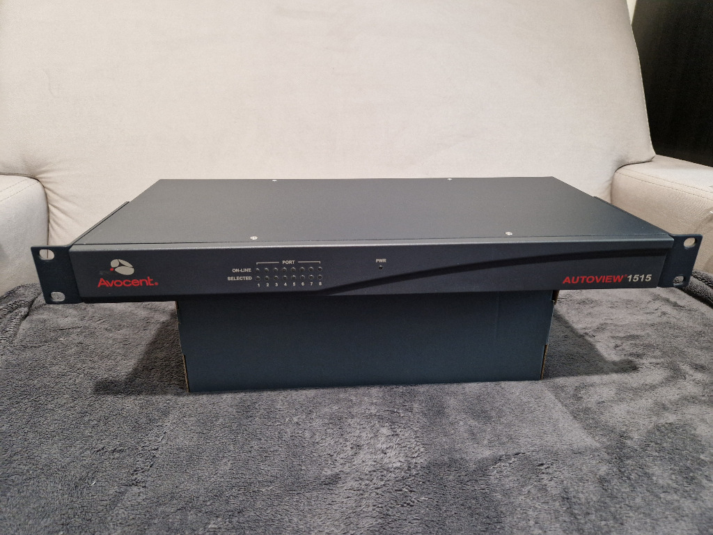 KVM Avocent Autoview 1515 8 portów | Rybienko Nowe | Kup teraz na ...