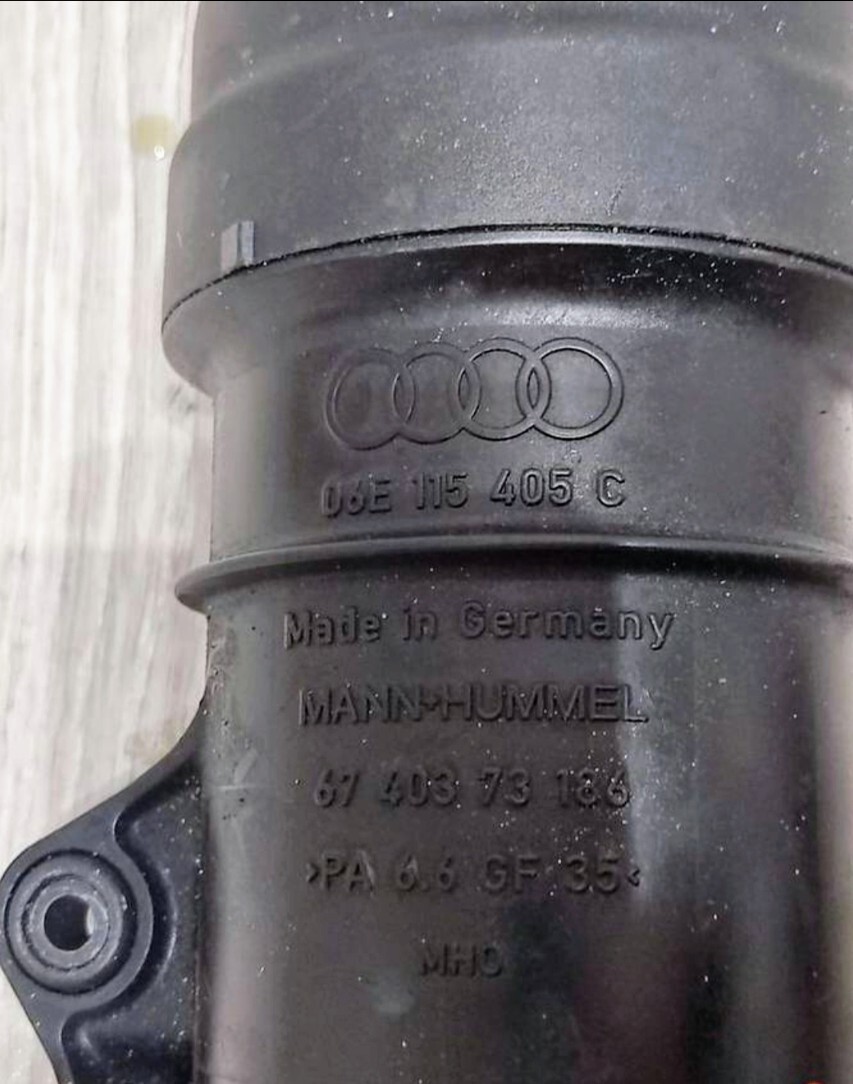 Audi Q5 podstawa obudowa filtra oleju 06E115405C | Warszawa | Licytacja ...