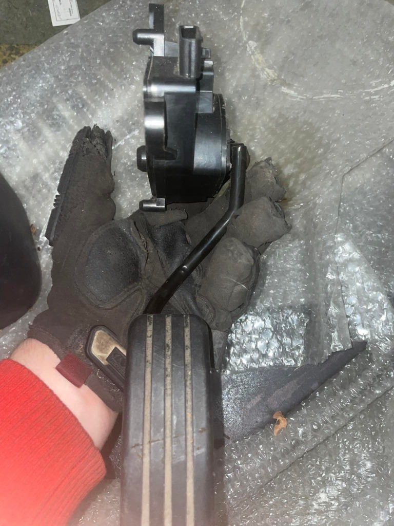 Potencjometr gazu renault megane | Parsęcko | Ogłoszenie na Allegro ...