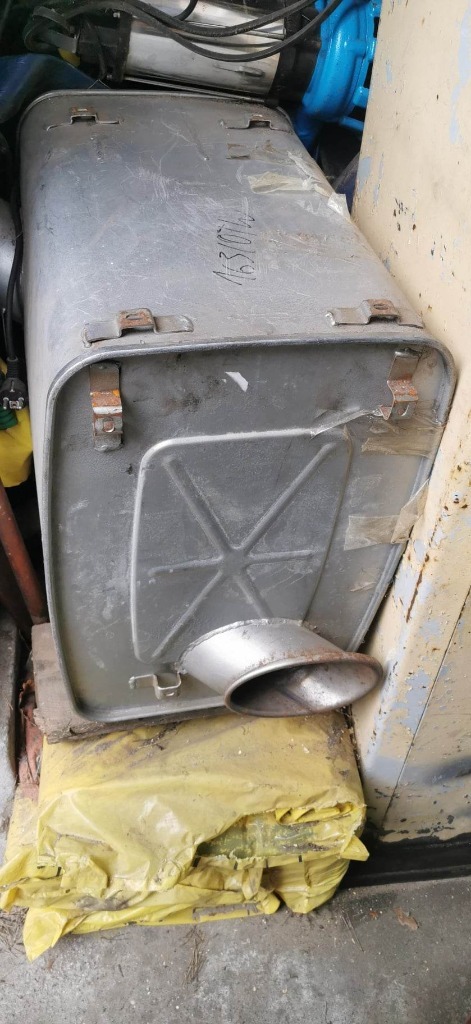 Tłumik Mercedes Benz actros mp 3 9424901501 | Otwock | Ogłoszenie na ...