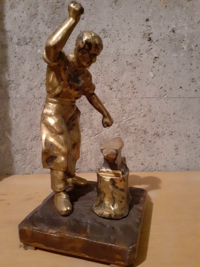 RZEŹBA MOSIĘŻNA KOWAL | Warszawa | Licytacja na Allegro Lokalnie