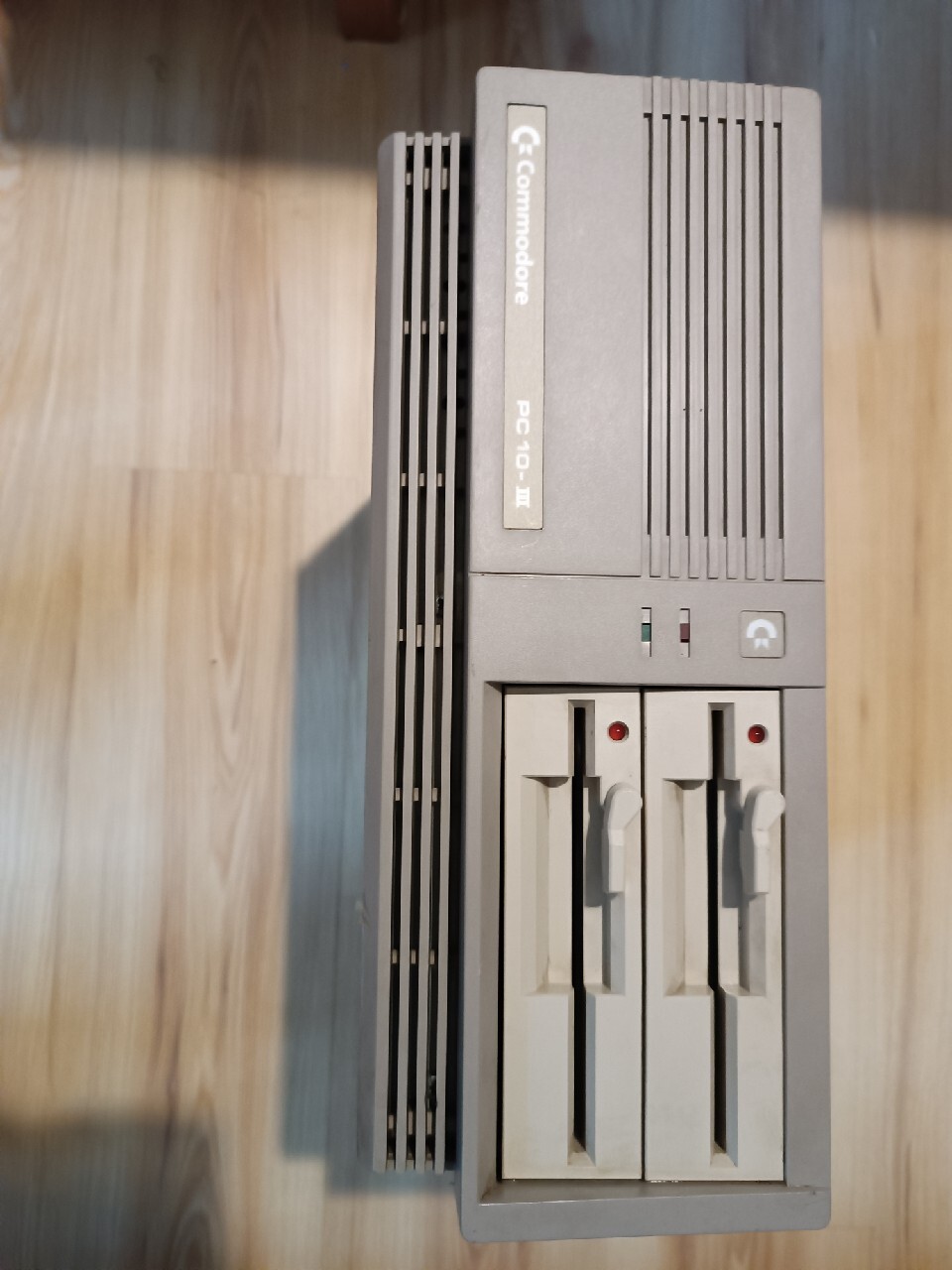 Komputer commodore pc 10 III pc 20 III retro pc vintage | czarna woda | Kup teraz na Allegro ...