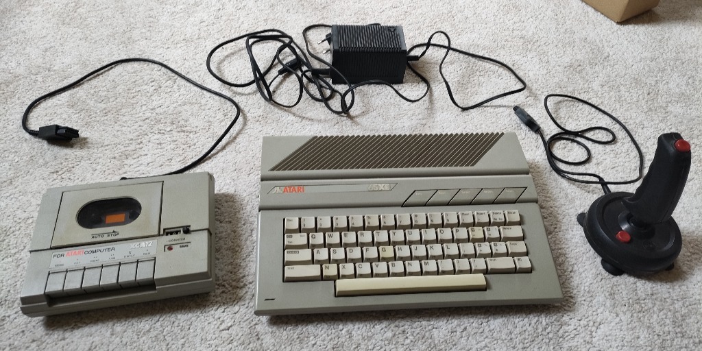 Atari 65XE + magnetofon + kasety + joystick | Dobczyce | Kup teraz na Allegro Lokalnie