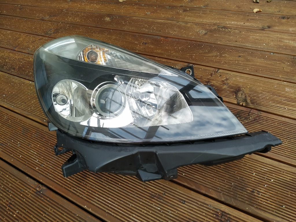 RENAULT CLIO III 05-09 LAMPA PRAWA SOCZEWKA | Kraków | Kup teraz na ... RENAULT CLIO III 05-09 LAMPA PRAWA SOCZEWKA | Kraków | Kup teraz na ...
