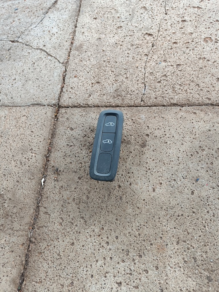 Panel przełącznik zawieszenia Volvo OE 31376484 | Otyń | Kup teraz na ...