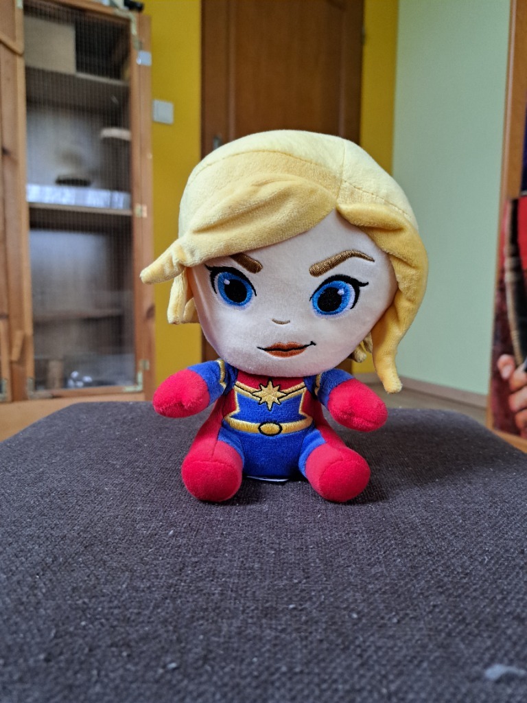 Kapitan Marvel maskotka pluszak | Łaziska Górne | Kup teraz na Allegro ...