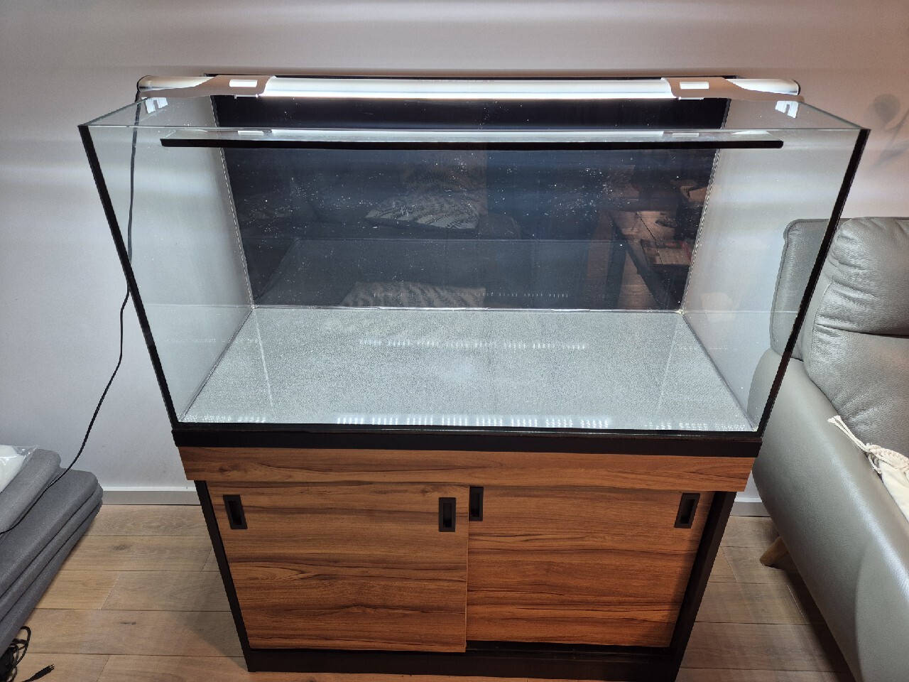 Akwarium 220L + szafka + LED Aquael Leddy Slim Day&Night | Kocmyrzów ...