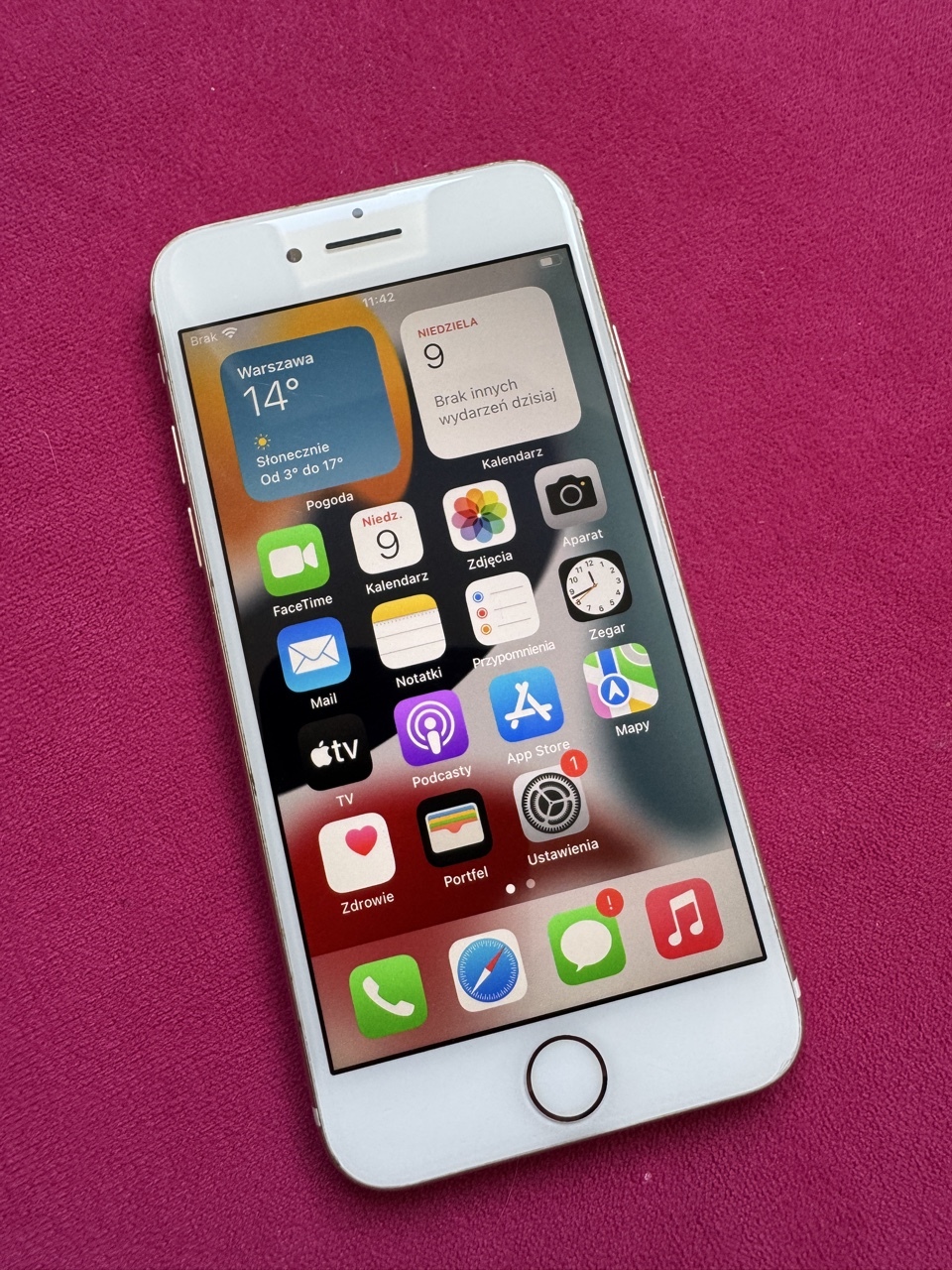 Smartfon Apple iPhone 7 2 GB 32 GB 4G LTE złoty | Rumia | Kup teraz na Allegro Lokalnie