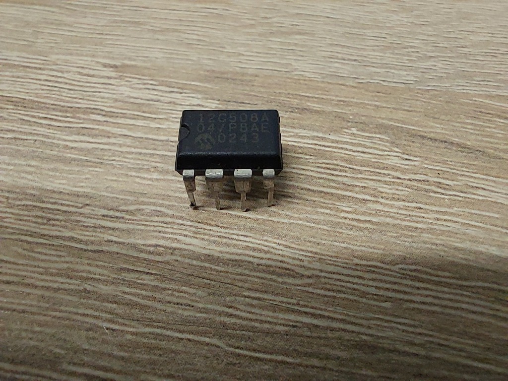 PIC12C508A-4/PDJM DIP8 Mikrokontroler CPU | Ostrów Wielkopolski | Kup ...