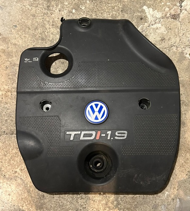 Górna osłona silnika VW Golf 4 Bora 1 9 TDI ASV 038103925E | Kosowy ...