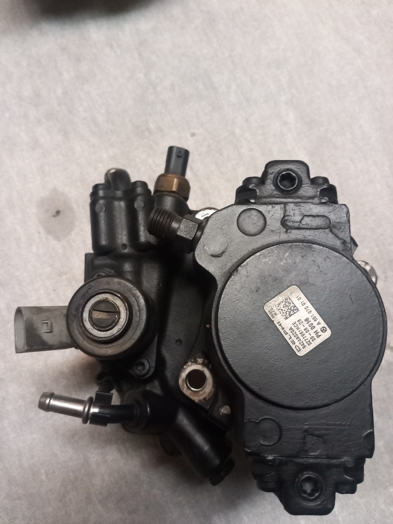 Pompa wysokiego ciśnienia Mercedes W212 2 2 CDI A651 paliwa | Trzebinia ...