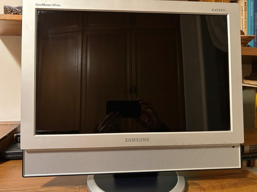 Monitor LCD TV Samsung SyncMaster 941 MG | Warszawa | Ogłoszenie na ...