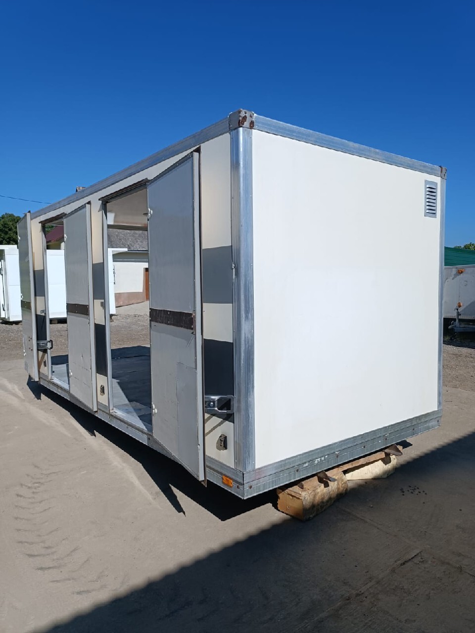 Kontener Izoterma Kontener Magazy Magazyn | Laskowa | Ogłoszenie na ...