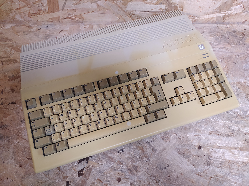 RETRO KOMPUTER COMMODORE AMIGA 500 1 | Szczytniki nad Kaczawą | Kup ...