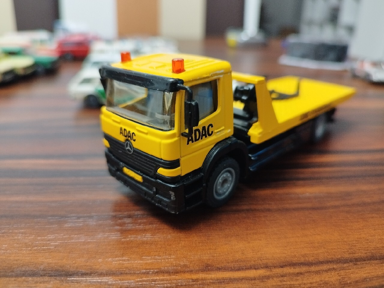 Siku mercedes Benz autolaweta | Pobiedziska | Kup teraz na Allegro Lokalnie