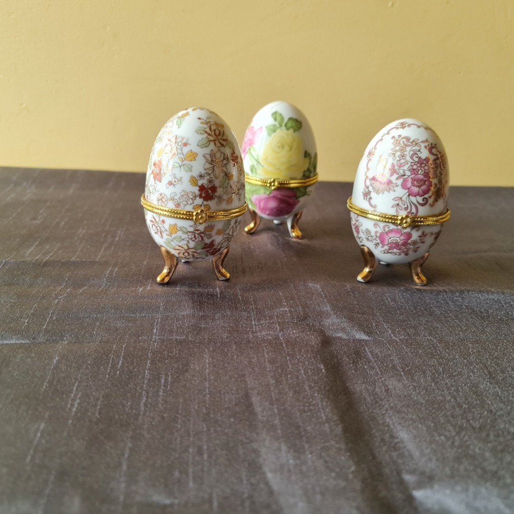 Porcelanowe jajko szkatułka - 1 dekada XXI w. (2a) | Warszawa | Kup ...