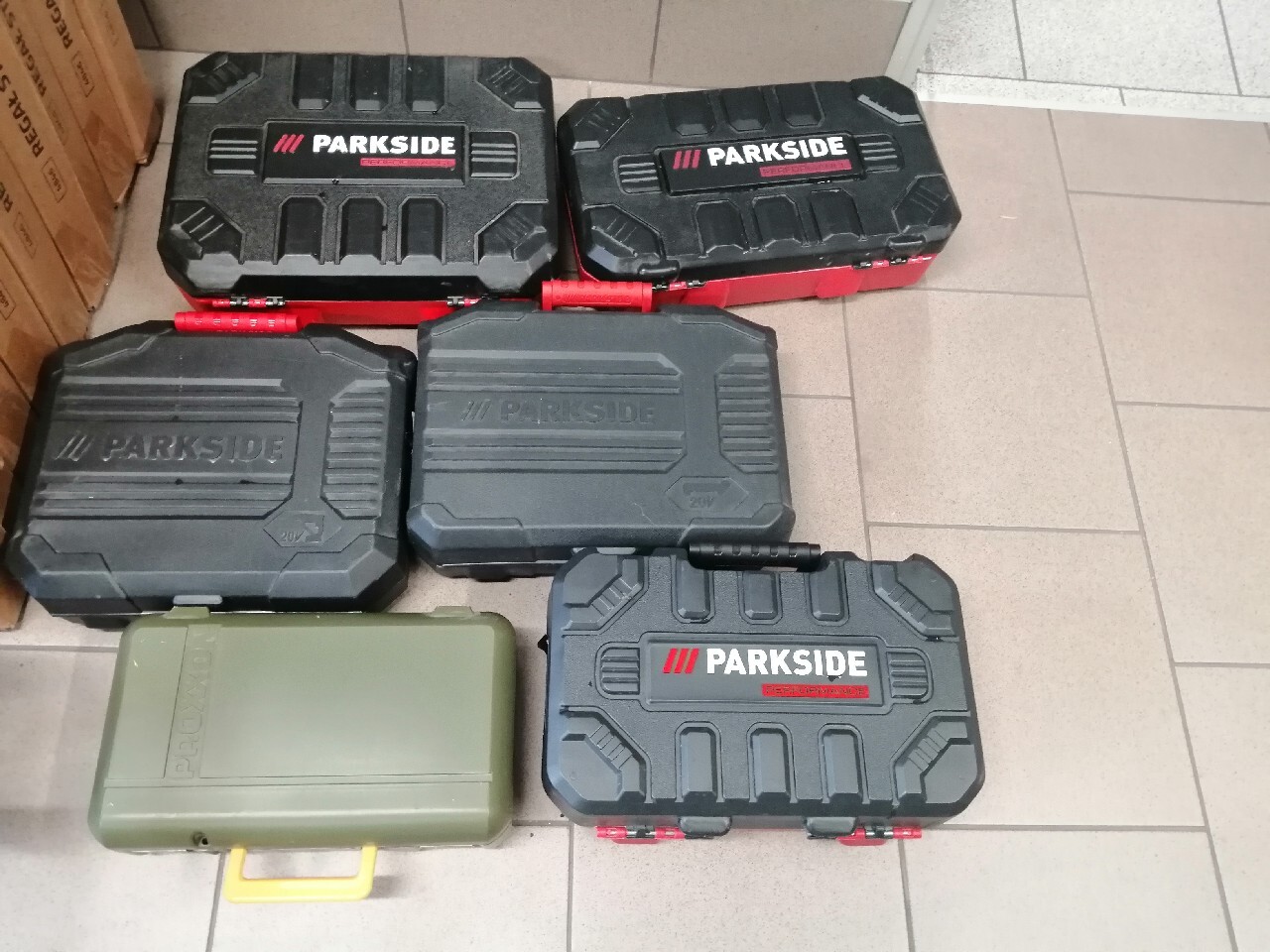 Walizki narzędziowe Parkside skrzynki boxy | Kościan | Kup teraz na ...