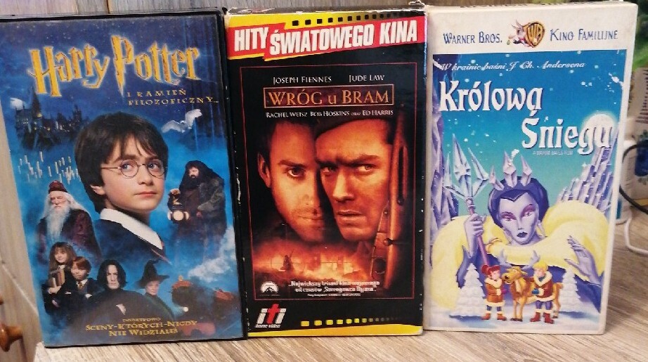Harry Potter - Wróg u bram - filmy na VHS - 3 kasety | Świętochłowice ...