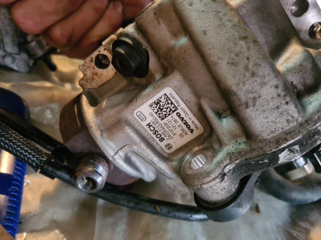 0445010681 pompa wtryskowa Volvo 2 0D d5204t7 | Kielce | Kup teraz na ...