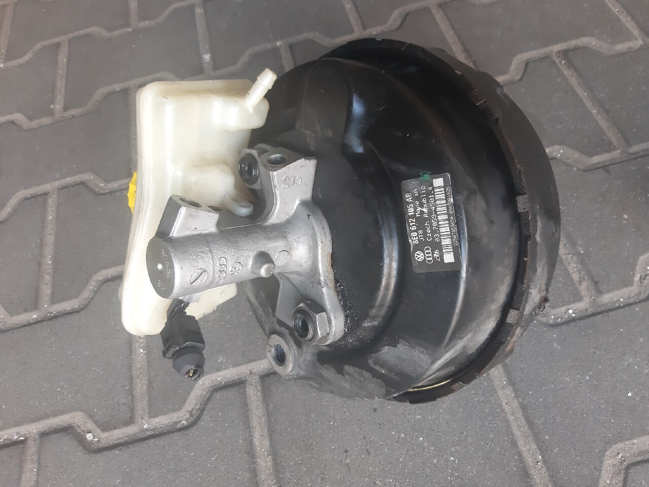 Audi A4 B6 B7 Serwo hamulcowe i pompa 8E0612105AB | Świdnik | Kup teraz ...