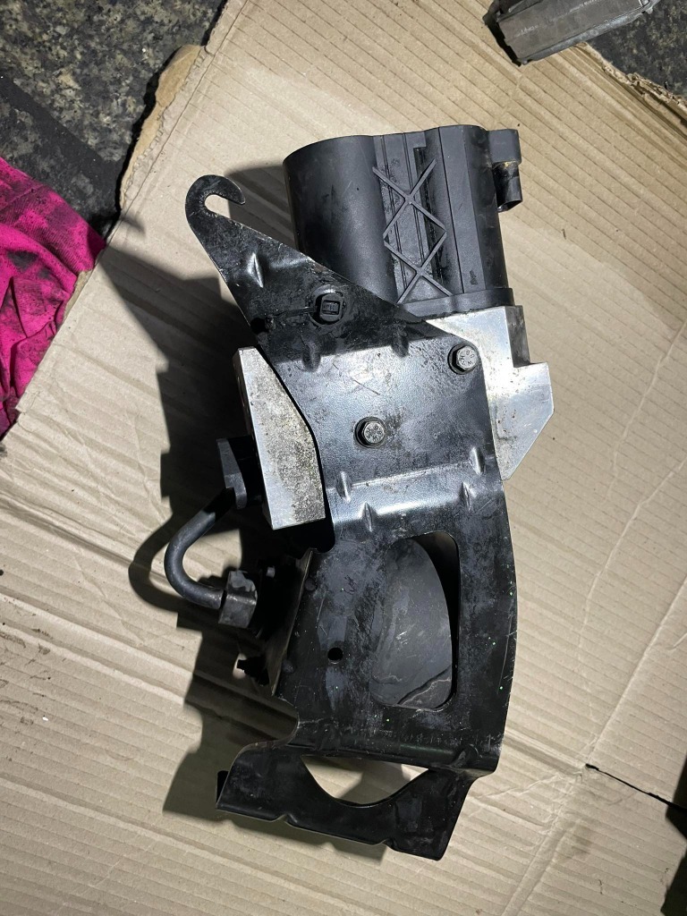 MERCEDES W221 ZAWORY ABC AMG 2213201058 2213200358 | Parsęcko ...