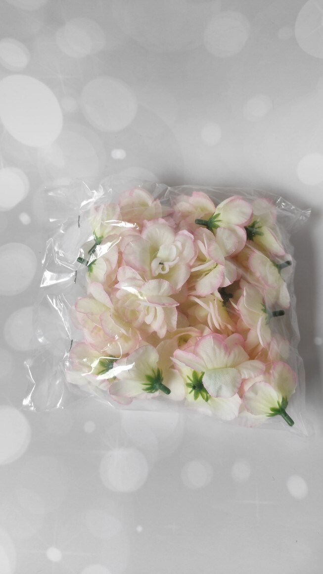 Sztuczne kwiatki kwiaty DIY dekoracje | Kraków | Ogłoszenie na Allegro ...