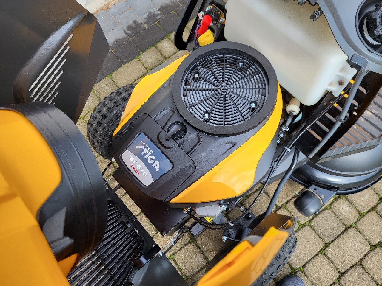 Traktorek kosiarka STIGA Estate 7102W 20KM 2o22r | Lututów | Ogłoszenie ...