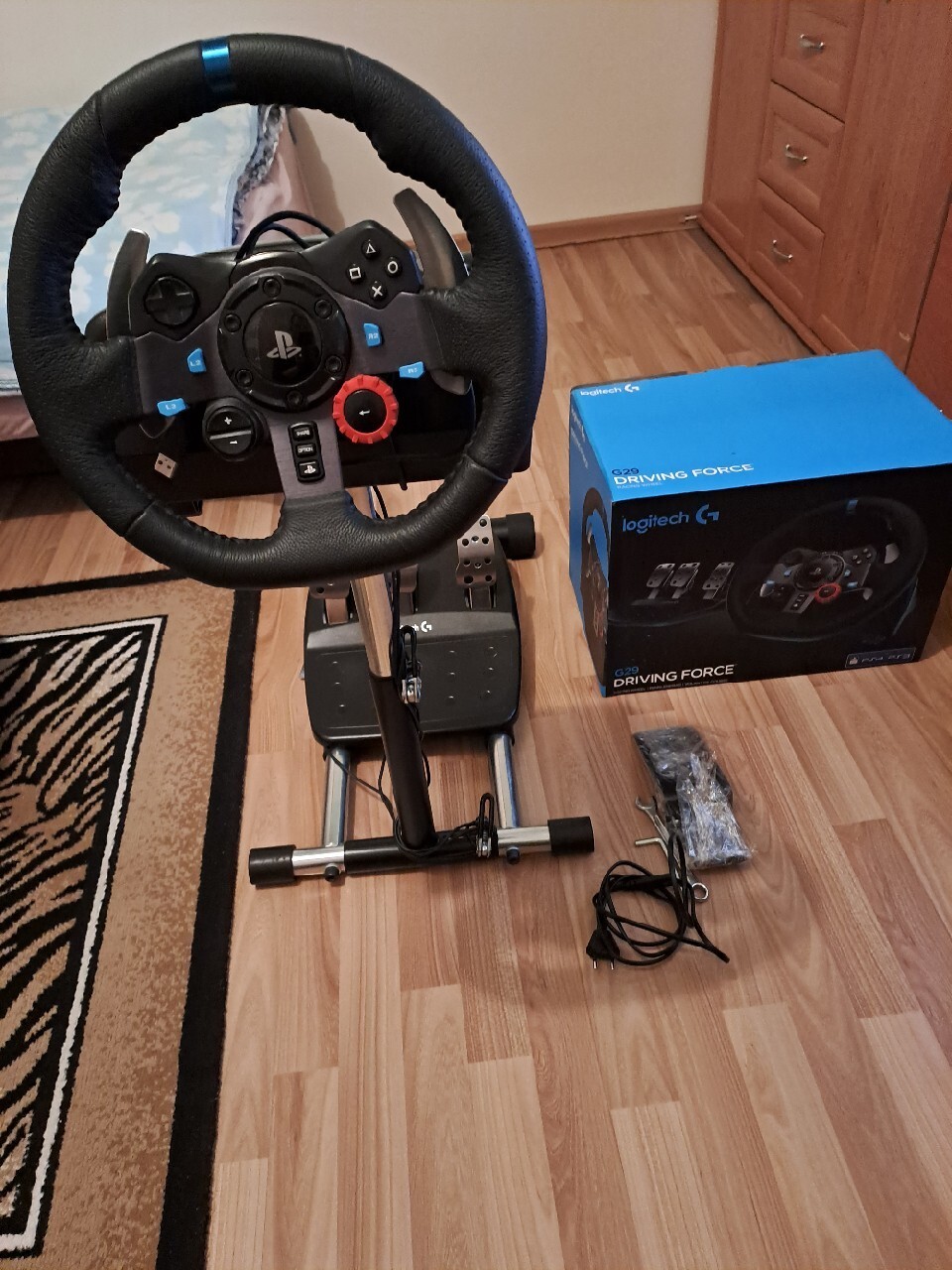 Logitech G29 + wheel stand pro stan BDB PS4/PS5 | Wyszków | Kup teraz ...