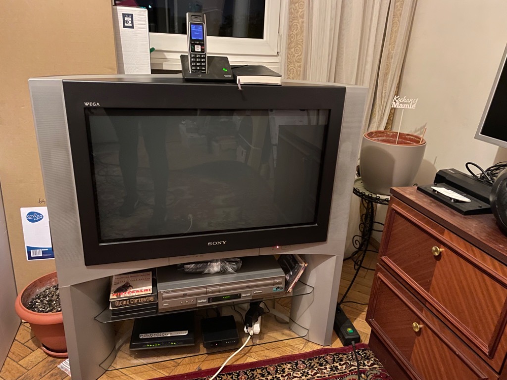 SONY WEGA ze stolikiem + odtwarzacz SONY: DVD+VHS | Warszawa ...