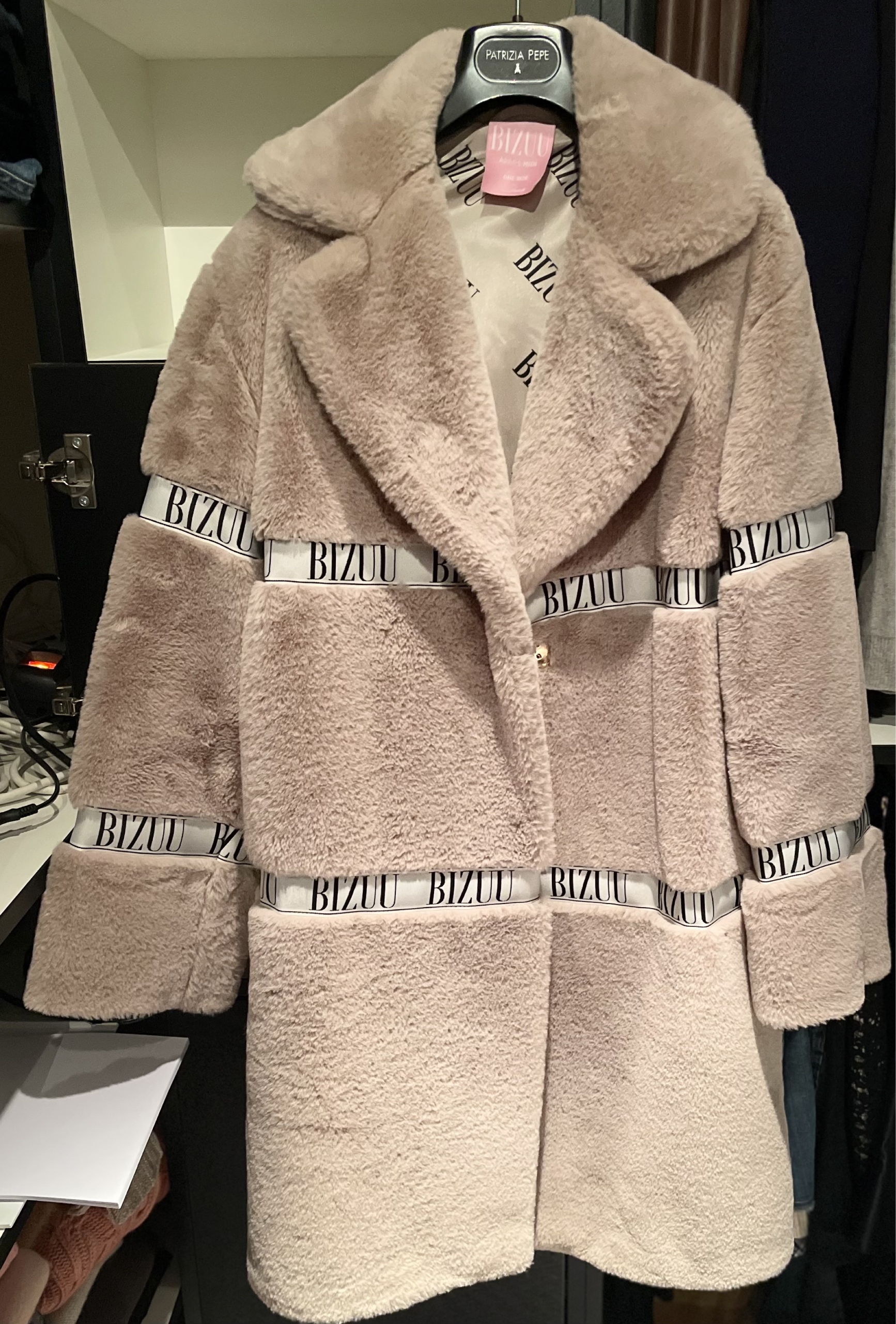 Futerko BIZUU | Gdynia | Kup teraz na Allegro Lokalnie