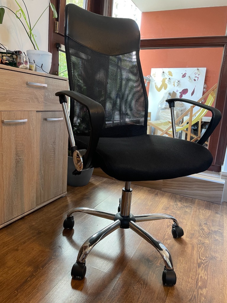 Krzesło biurowe obrotowe BILLUM Jysk |fotel siatka | Kraków ...