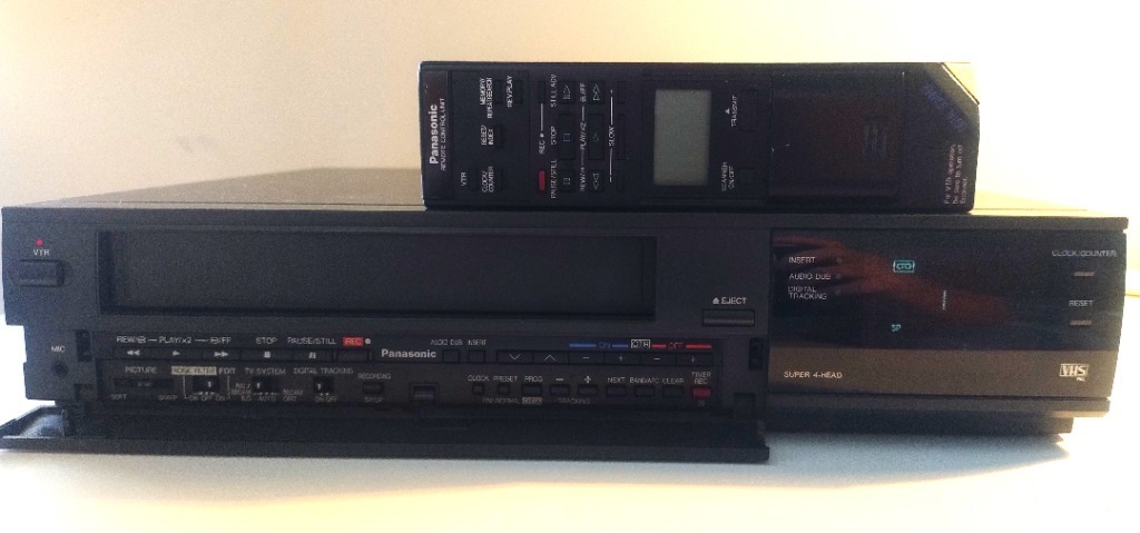 Magnetowid PANASONIC NV–L25 HQ + pilot | Kluczbork | Ogłoszenie na ...