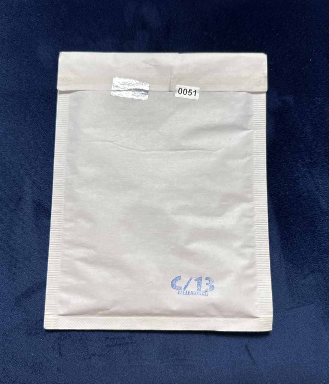 Mini box 0051 Zakup w Ciemno od Złotówki | Jaworzno | Licytacja na ...