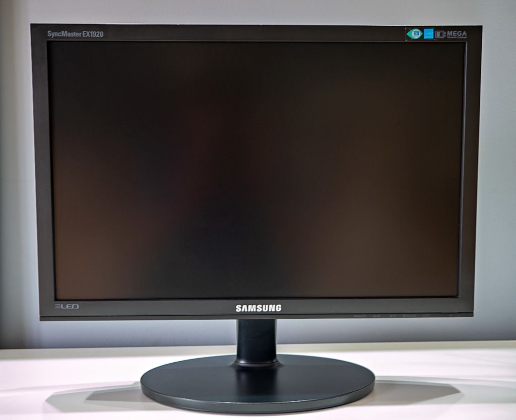 Monitor SAMSUNG SyncMaster EX 1920 | Jarocin | Kup teraz na Allegro ...
